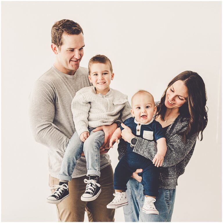 Kankakee Studio Family Photographer | The Witzman Family - Kara Evans ...