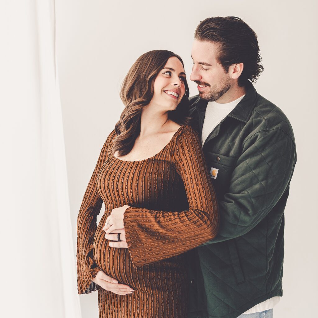 Kankakee Studio Maternity Photos | The Suchecki Family - Kara Evans ...